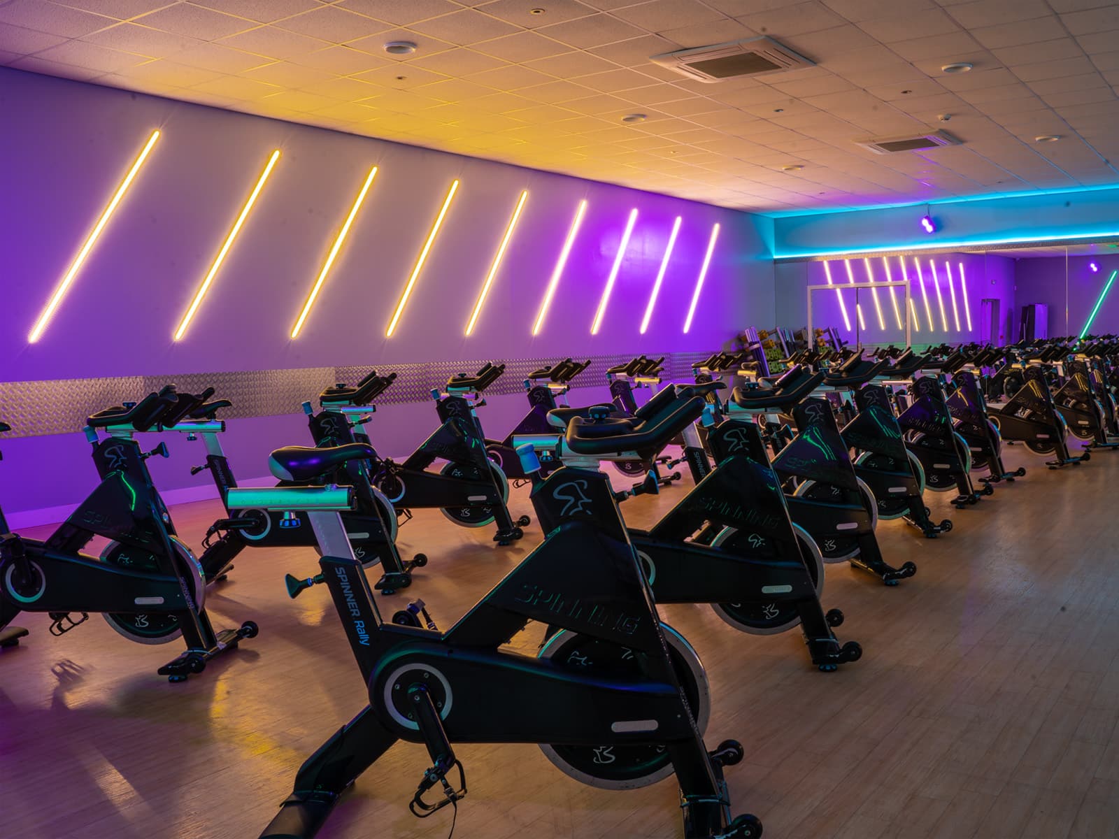 Welcome to GymWorks - The North West’s premier affordable fitness chain